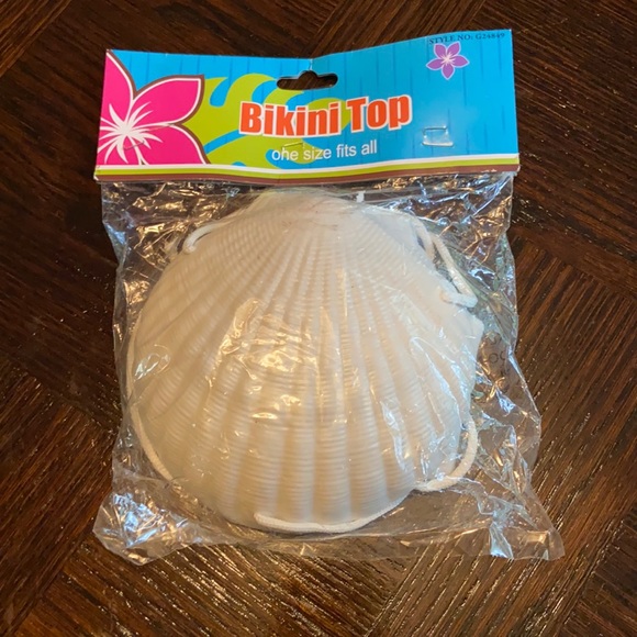 Swim | Shell Bikini Top | Poshmark